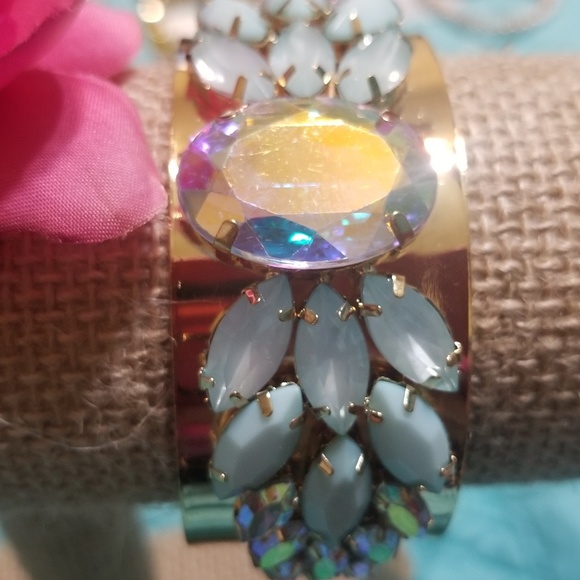 Justin & Taylor | Jewelry | Justin Taylor Aurora Borealis Rhinstone ...